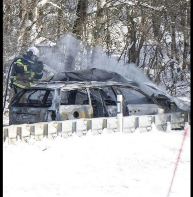 817 AFA3 C ADE6 48 F6 9 BFE 2 EBF4407 C3 C5 — Postimages