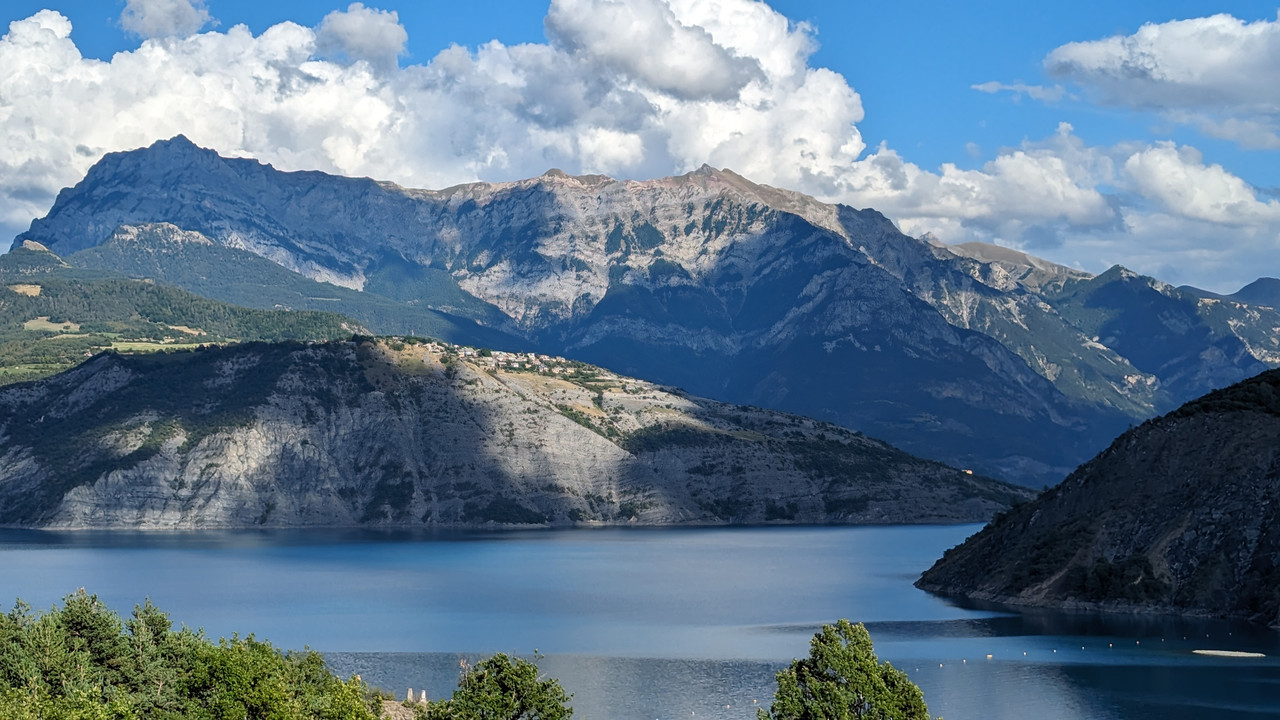 J2 SERRE PONCON 3 — Postimages