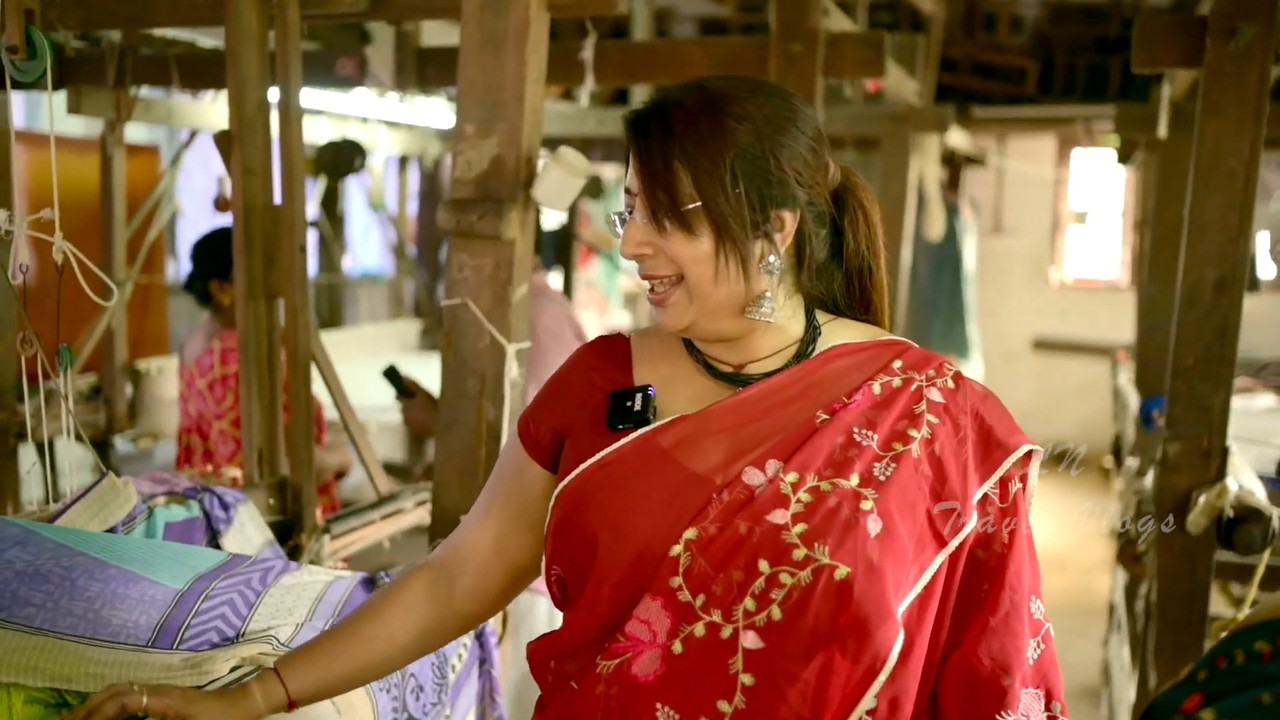 Lekshmi Nair Sexy Huge round Ass Nipple Pokie, Tummy Fold and Navel Compilation mp4 snapshot 04 ...