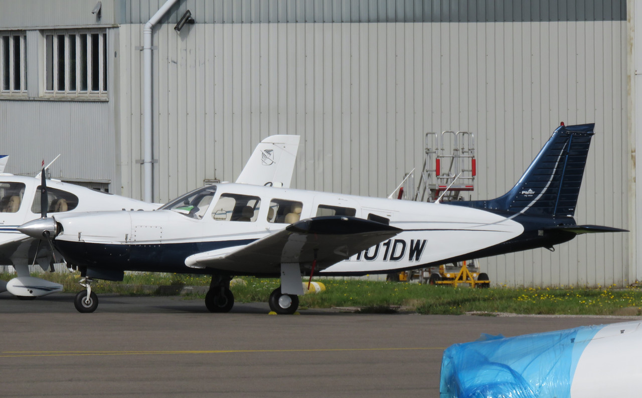 N101DW — Postimages