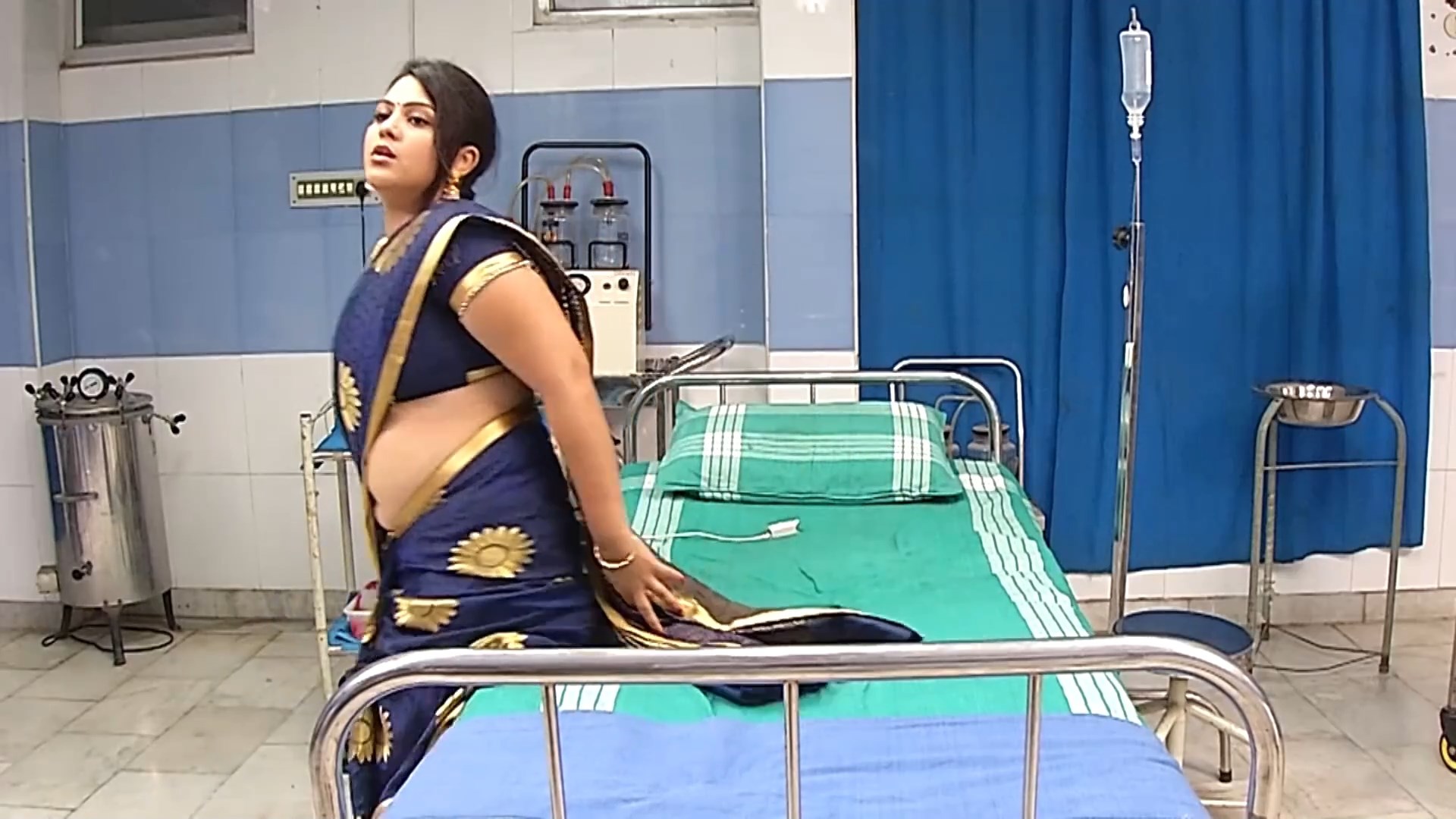 Shwetha Bandekar Sexy Navel Show mp4 snapshot 00 04 752 — Postimages