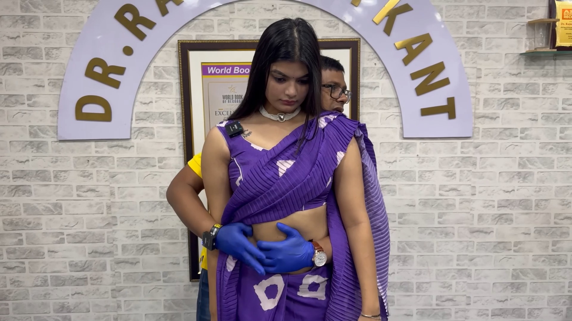 Doctor Utlizing Hot Sexy Desi model in Violet Saree mp4 snapshot 01 34 168 — Postimages