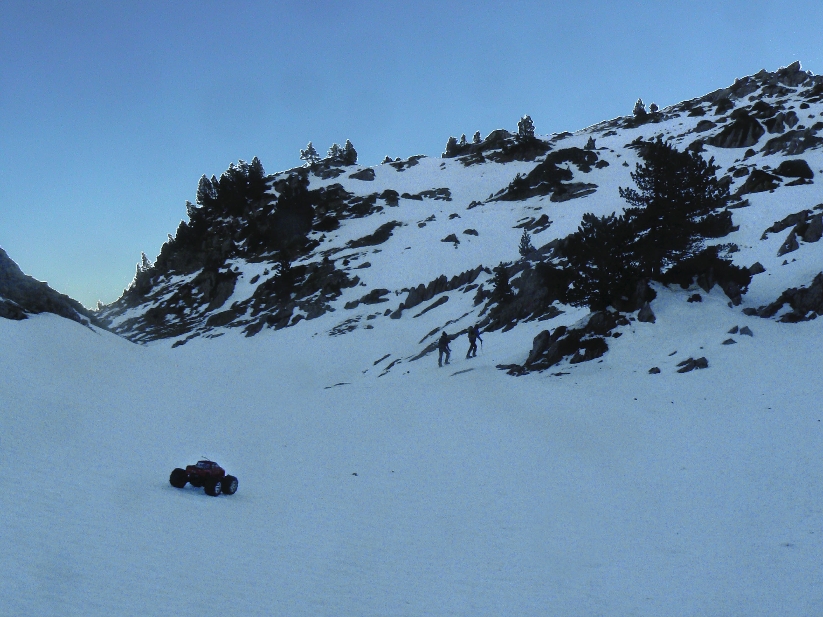 FCBK 205 001 — Postimages