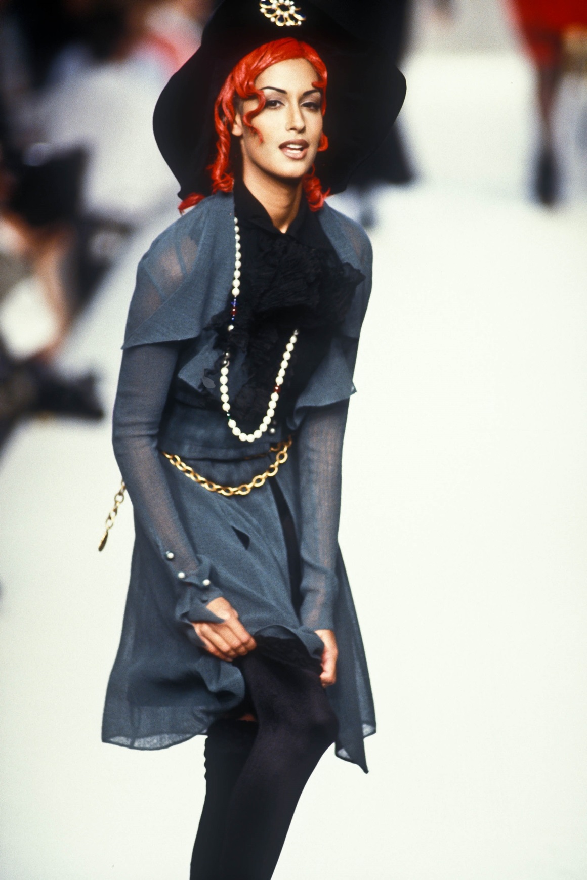 Fashion Classic: CHANEL Haute Couture Fall/Winter 1992 | Page 2 ...