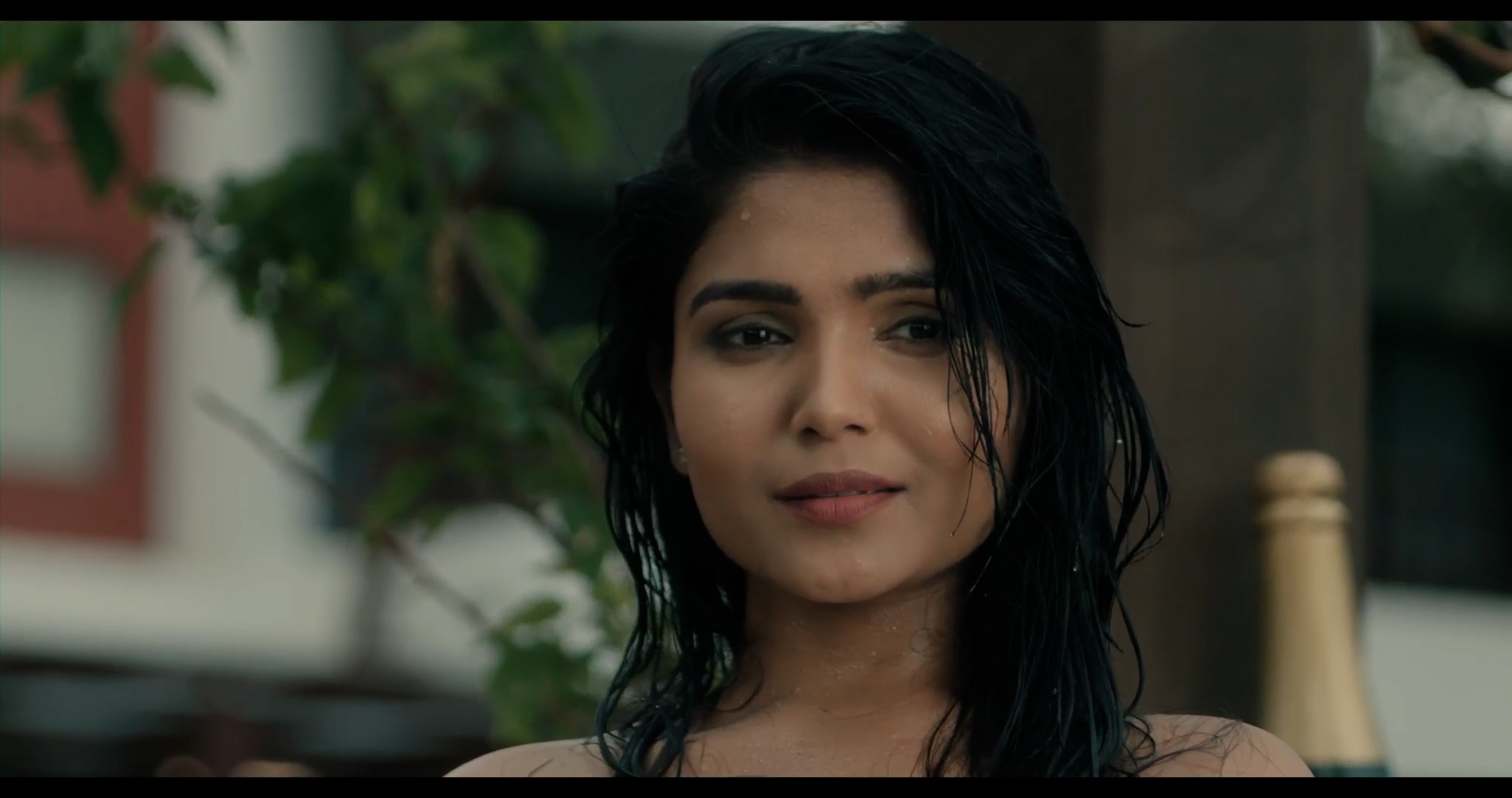 Seema Kulkarni Mi Punha Yein 00 02 24 12 Still017 — Postimages