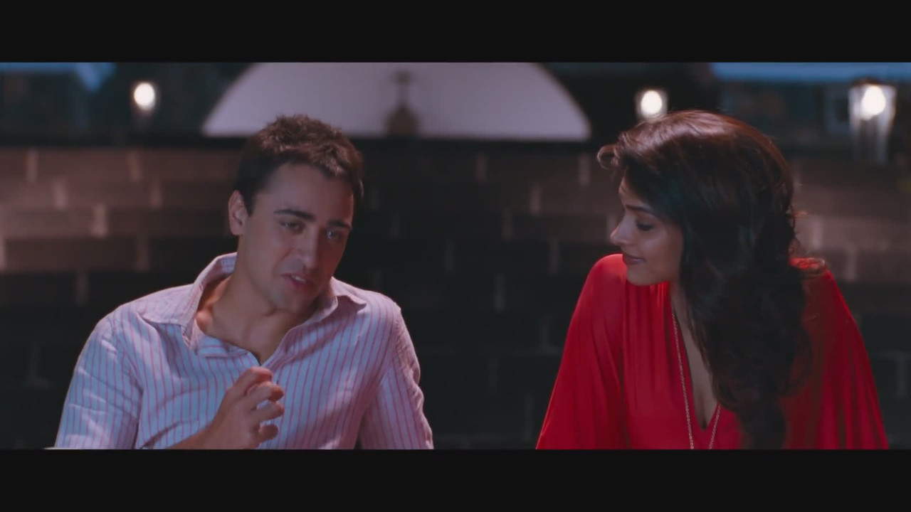 Deepika hot scene in Break ke baad 8090 — Postimages