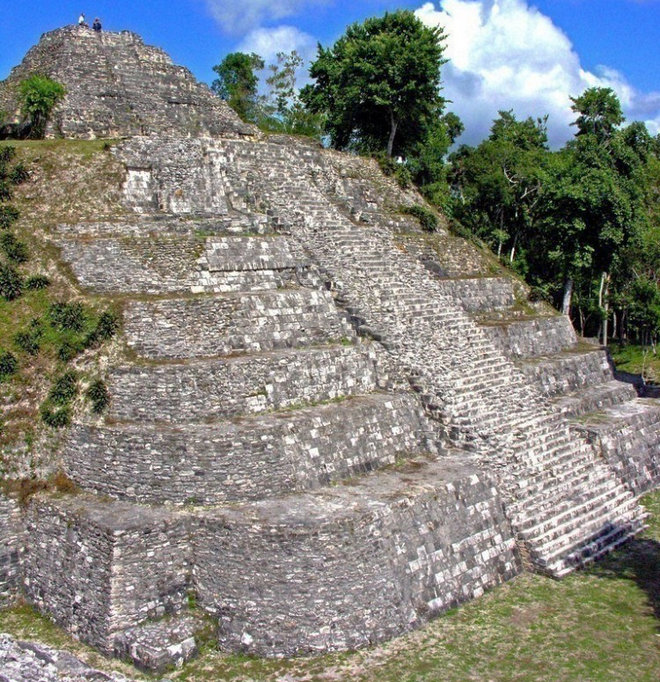 Pyramidy kam se podíváš - CZ24.NEWS