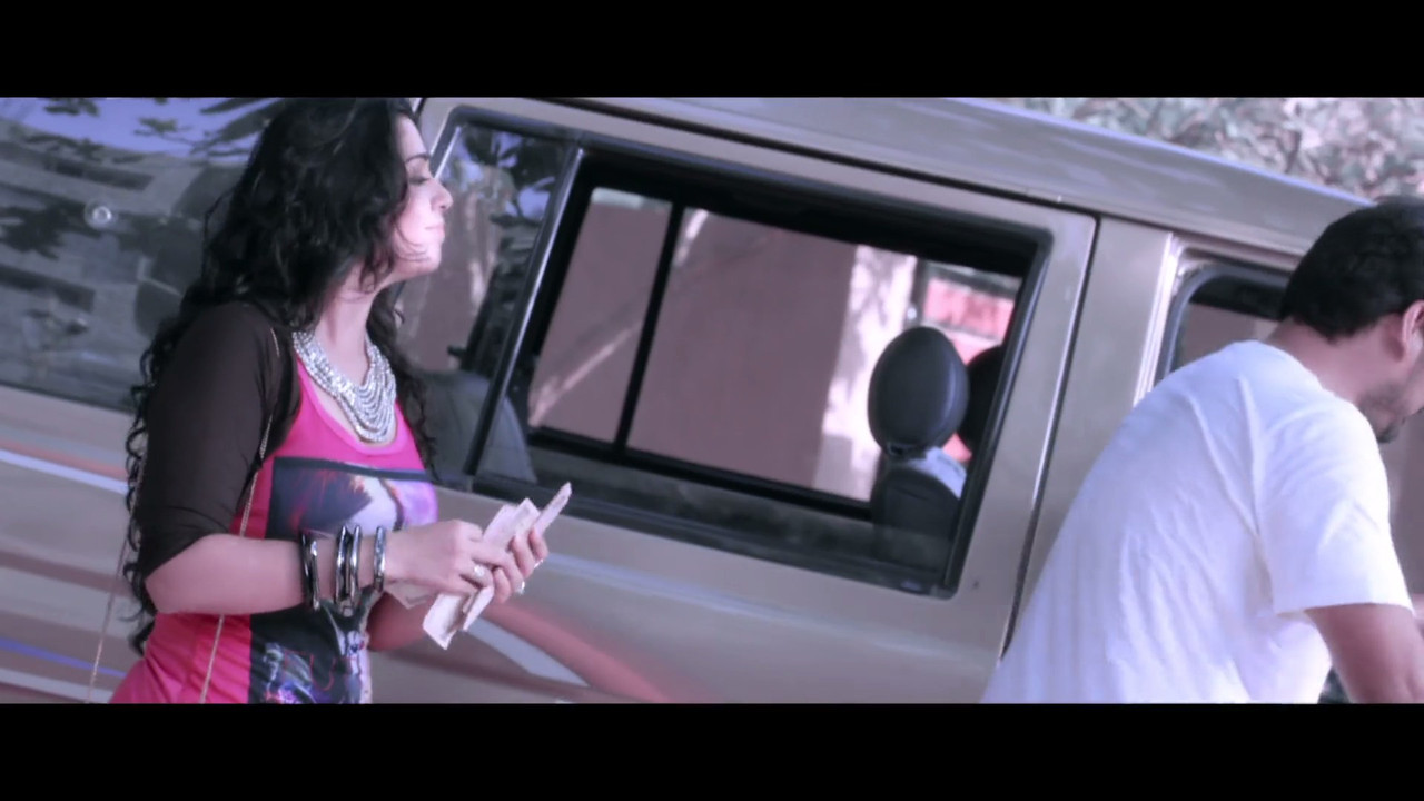 00 38 57 — Postimages