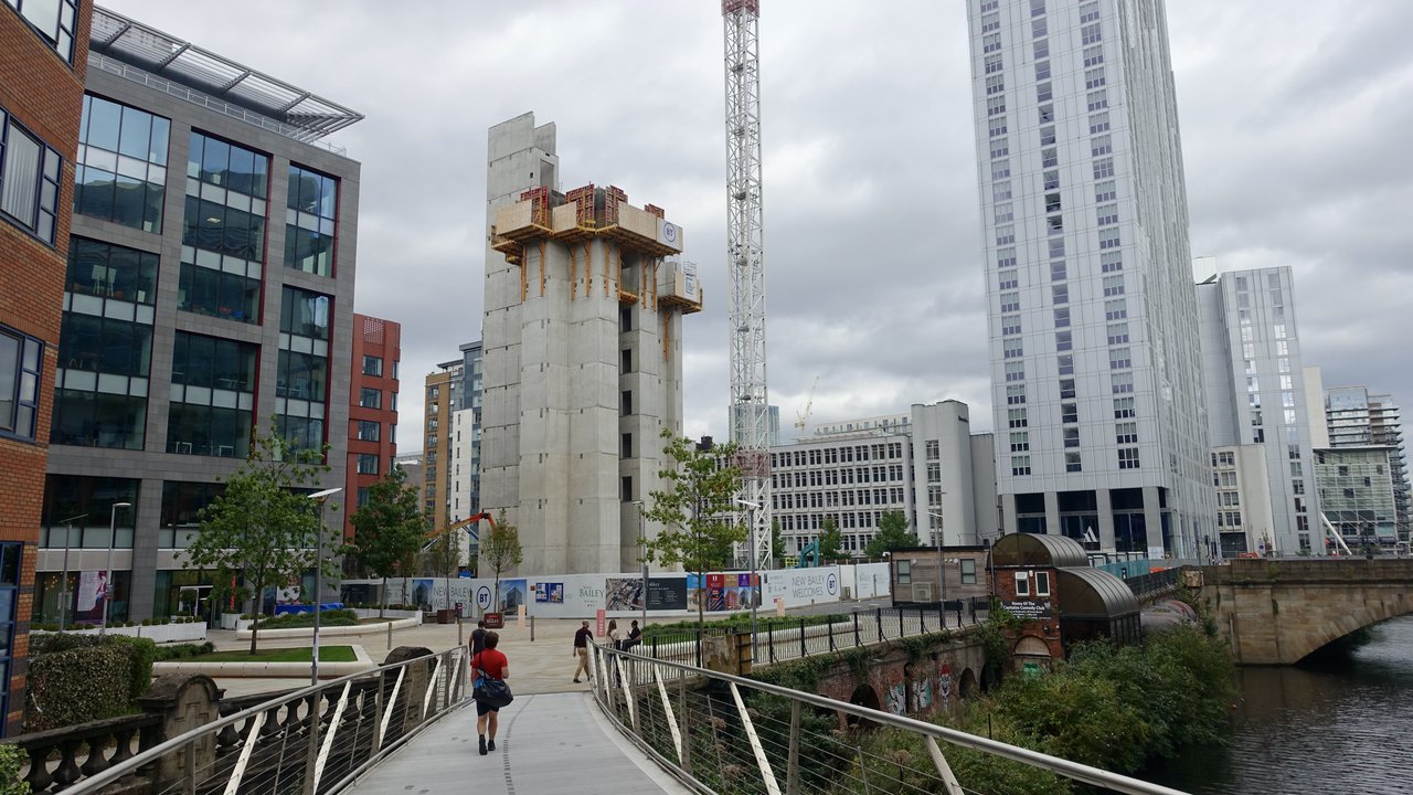 Four New Bailey | Salford Central | 51m | 11 fl | U/C | Page 10 ...