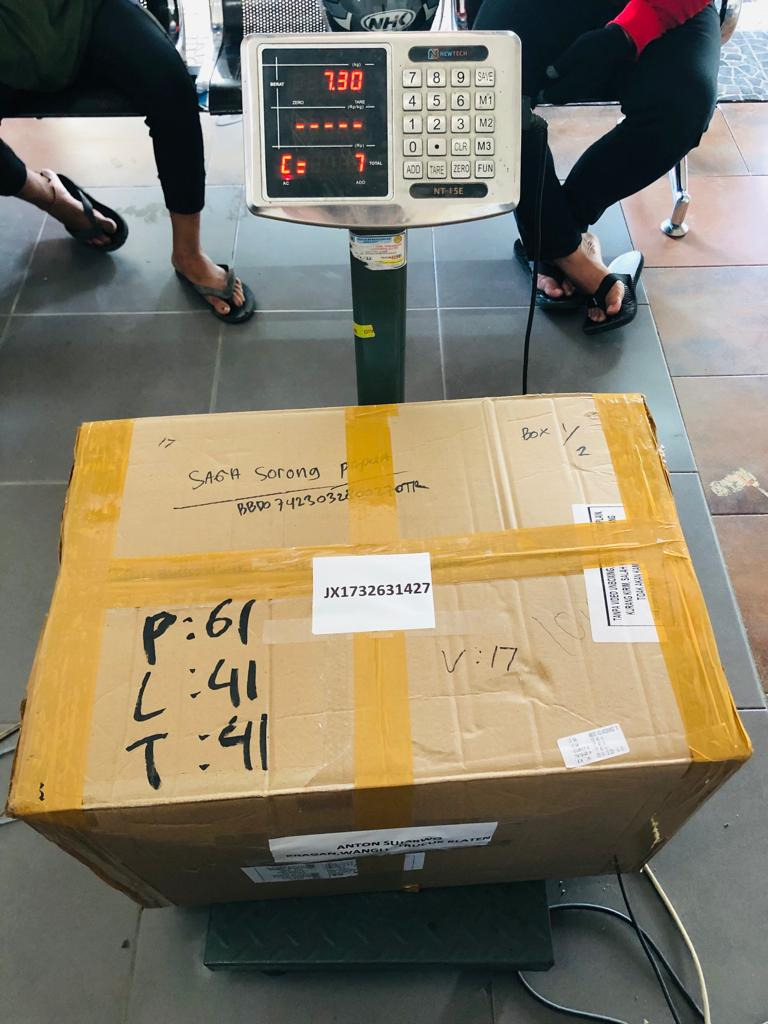 foto paket jx427 — Postimages