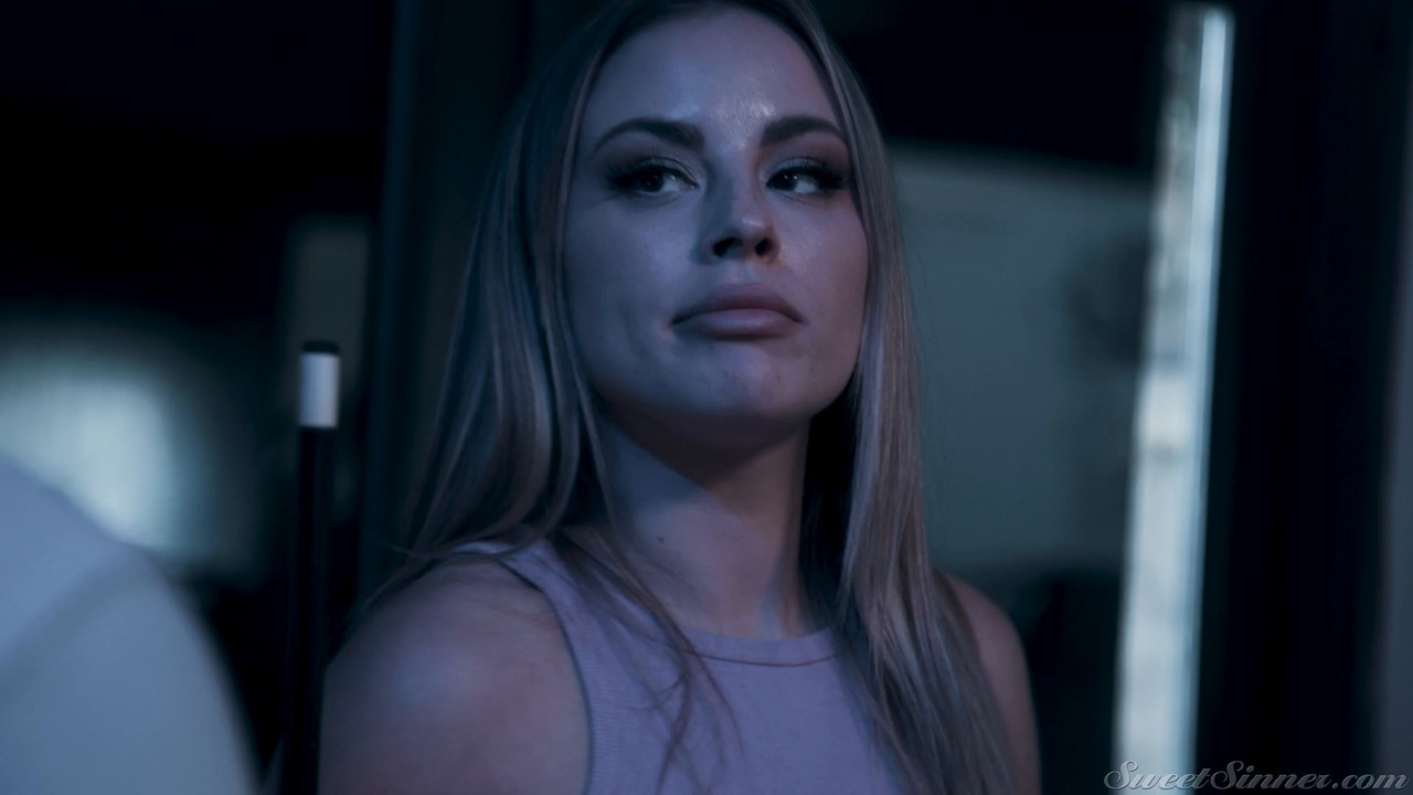 Queenie Sateen Catfished 5 Scene 1 Sweet & Sneaky SWEETSINNER mp4 0001 ...