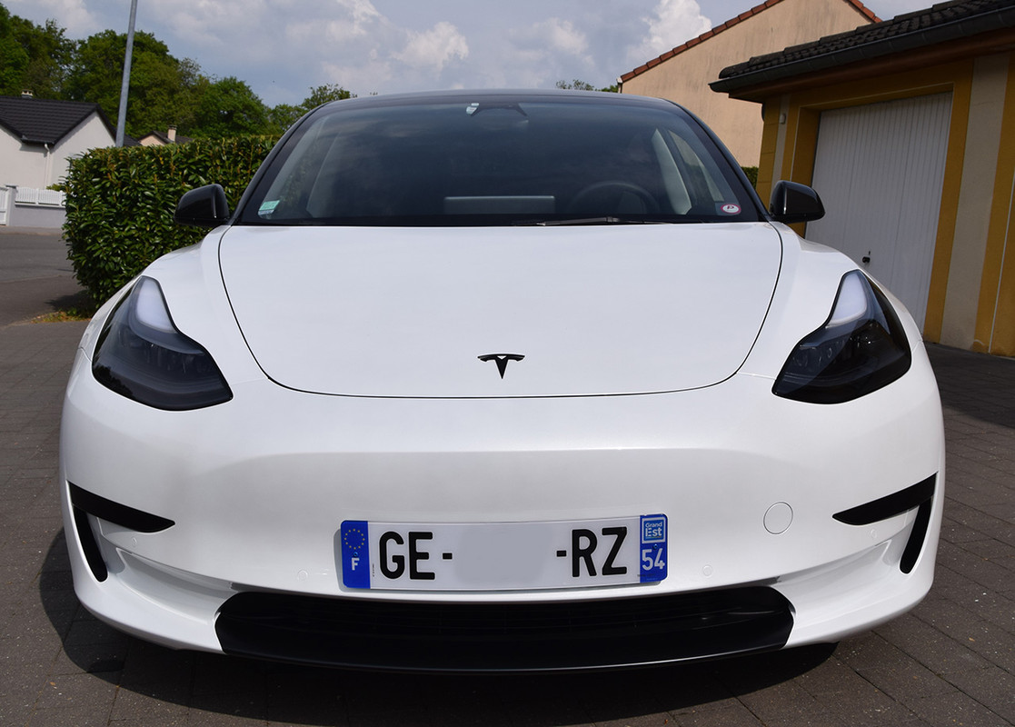 COVER A02 — Postimages