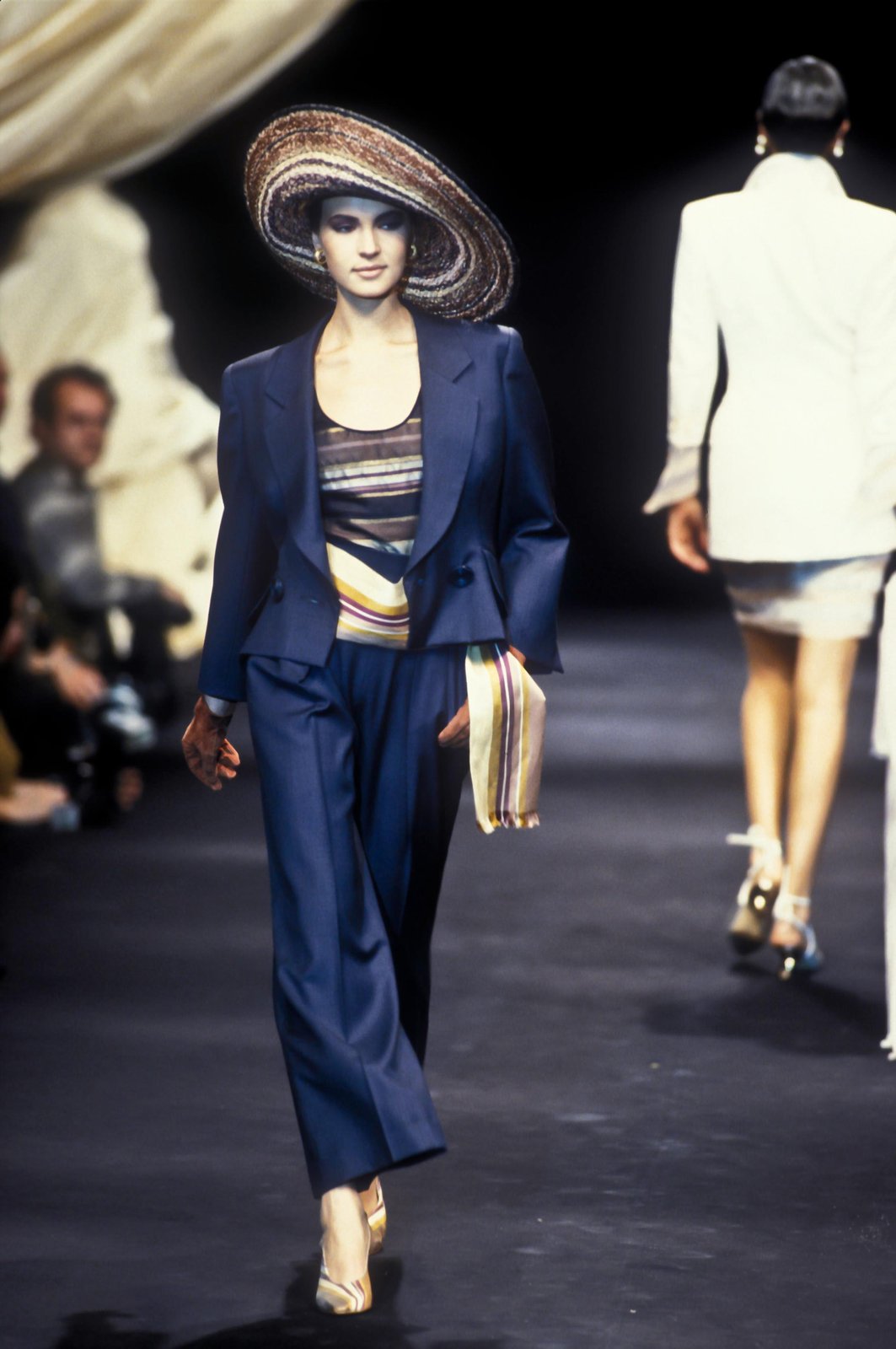 Fashion Classic: Christian DIOR Haute Couture Spring/Summer 1994 | Page 2 | Lipstick Alley