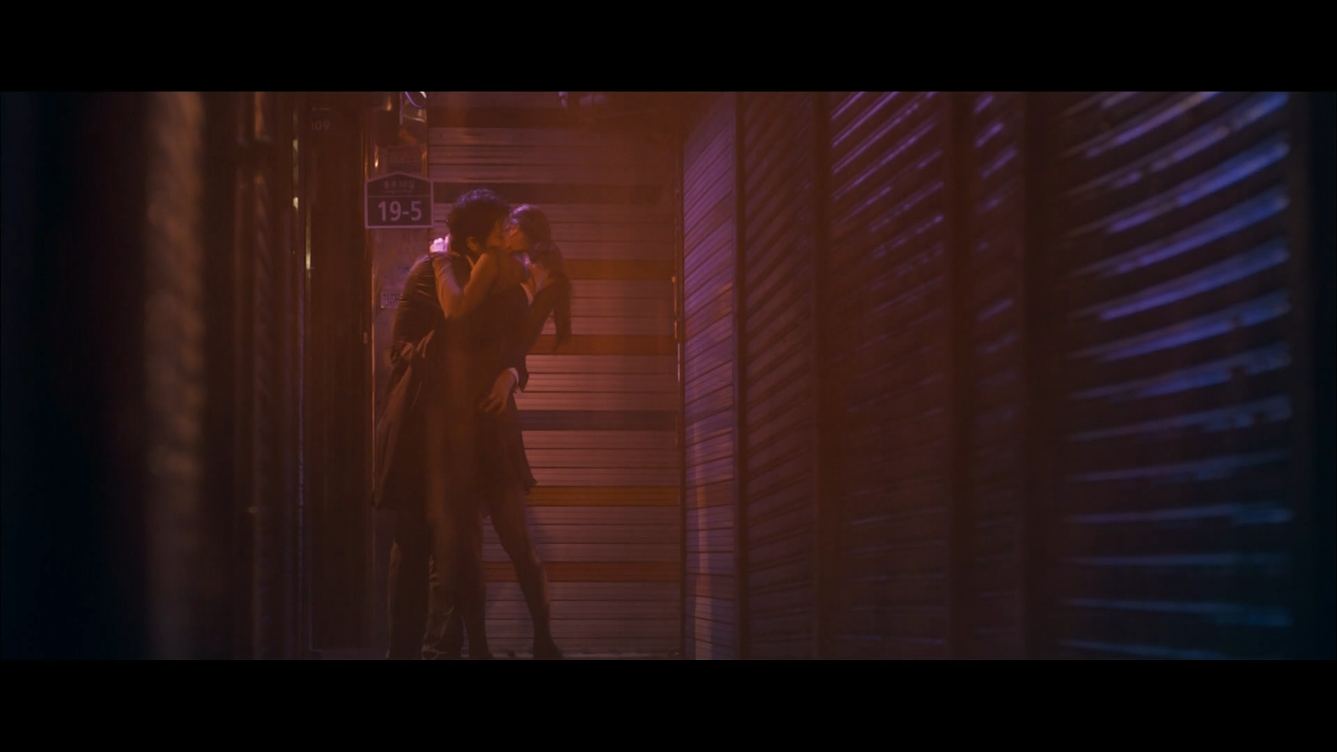 mpv shot0033 — Postimages