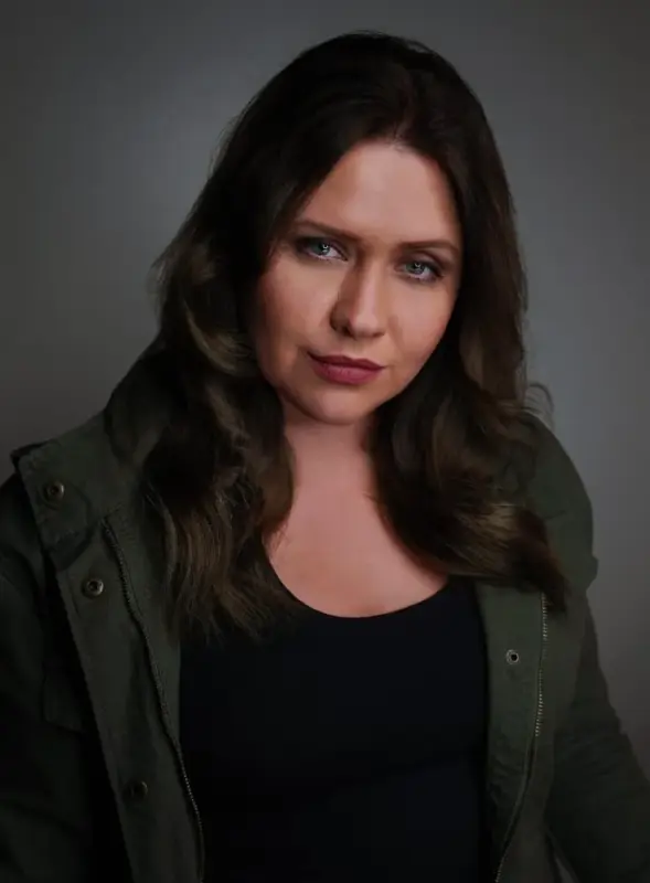 Popular Online Influencer and Actress Alexandra Creteau Changes Her ...