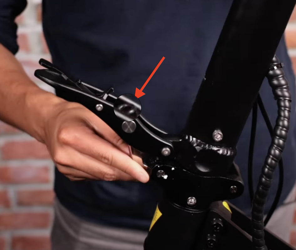 2022 Ghost Latch Came Open While Riding : r/ApolloScooters