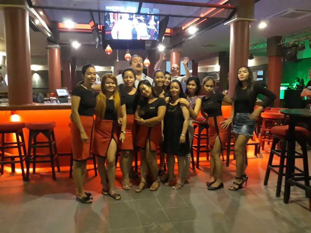 sharkys01 18 — Postimages