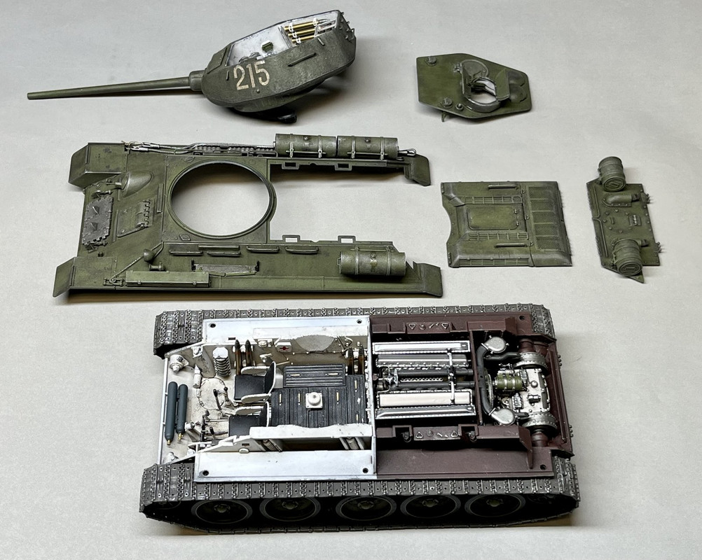 AFV Club T-34/85 With Interior - Ready for Inspection - Armour ...