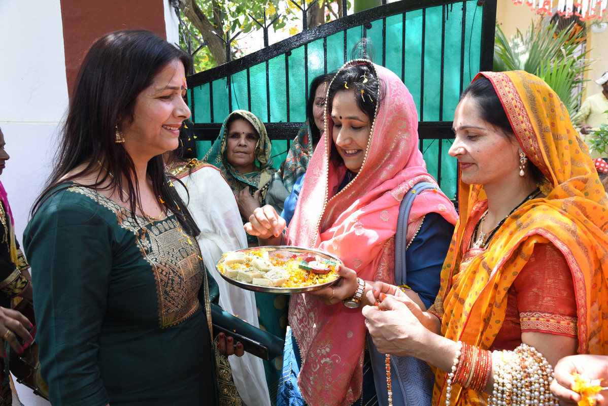 DSC 4932 — Postimages