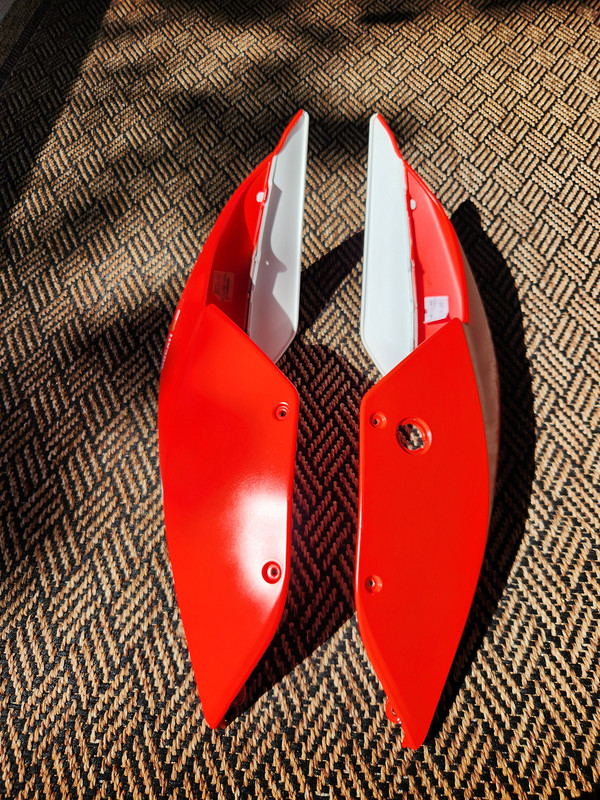 Tail 03 — Postimages