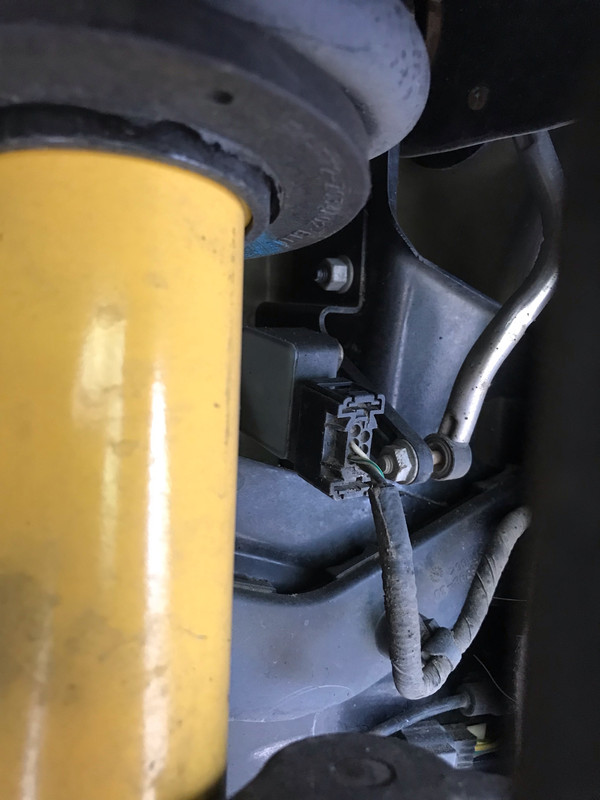 Front Acceleration sensor - suspension error | Cherokee SRT8 Forum