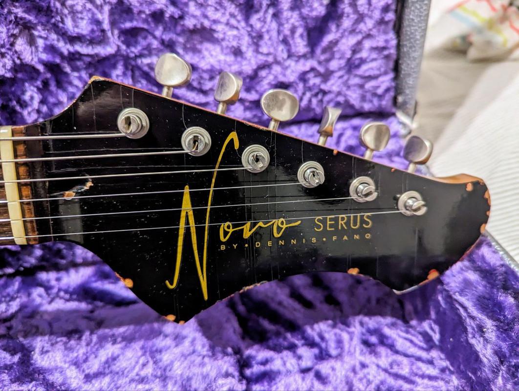 Traded Novo Custom TCS Bull Black over Candy Apple Red with Hardcase ...