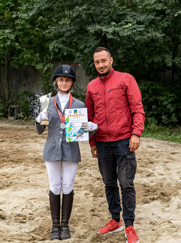 8425 CR2 — Postimages