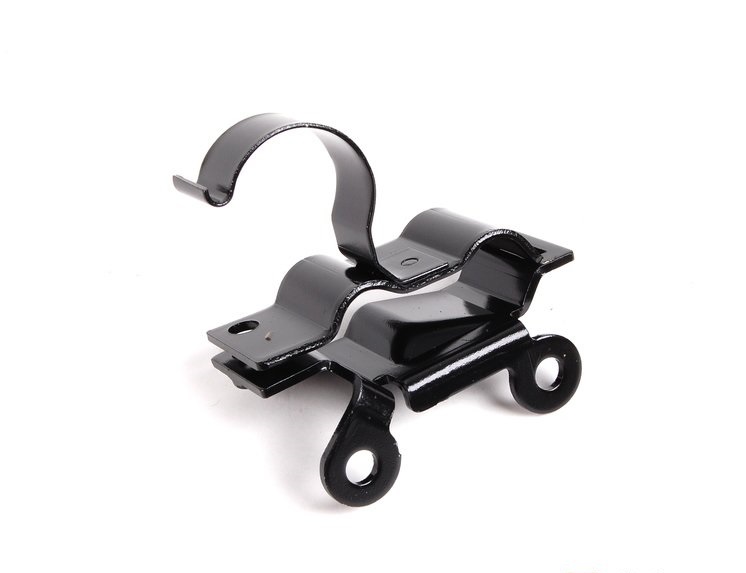 Where is this engine oil cooler line bracket mounted? | BimmerFest BMW ...