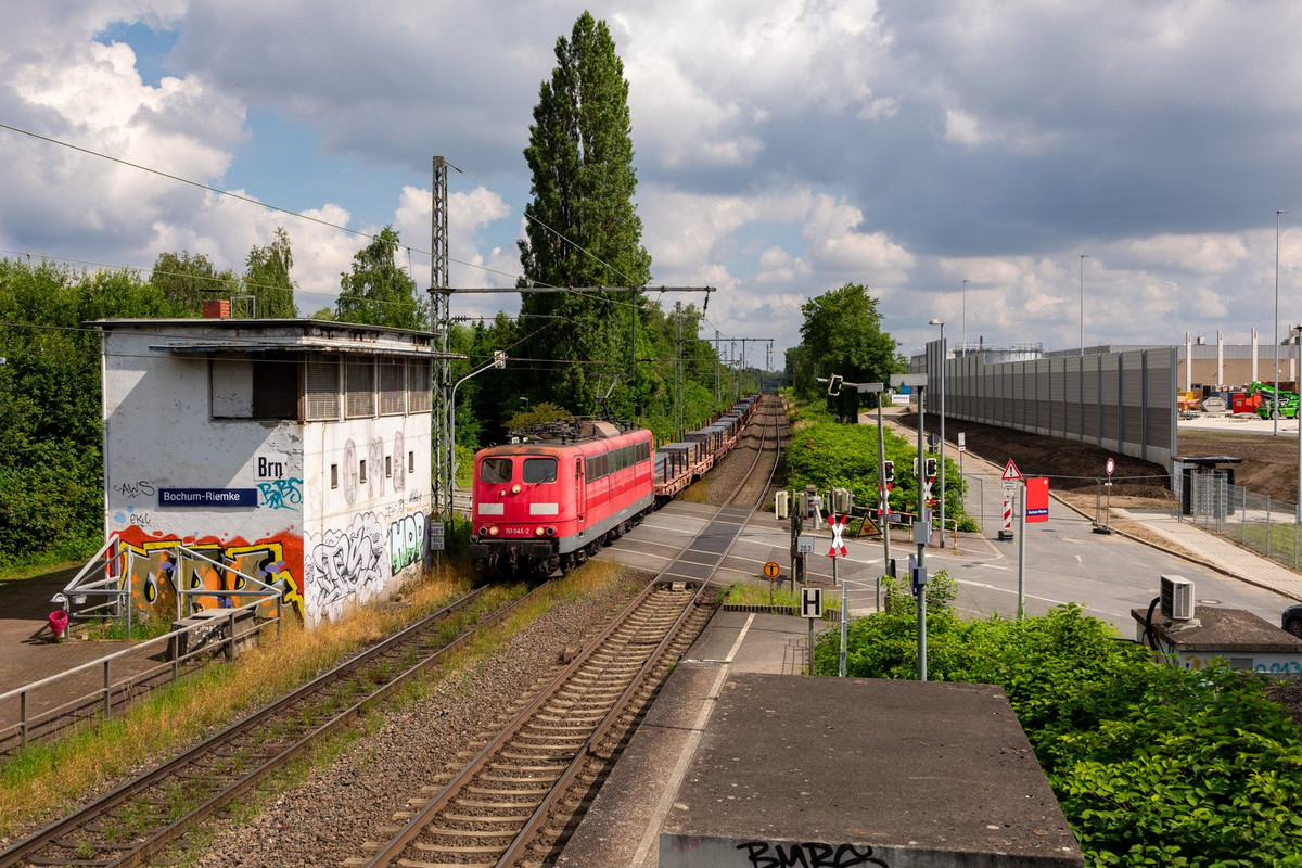 151 045 EBGZ — Postimages