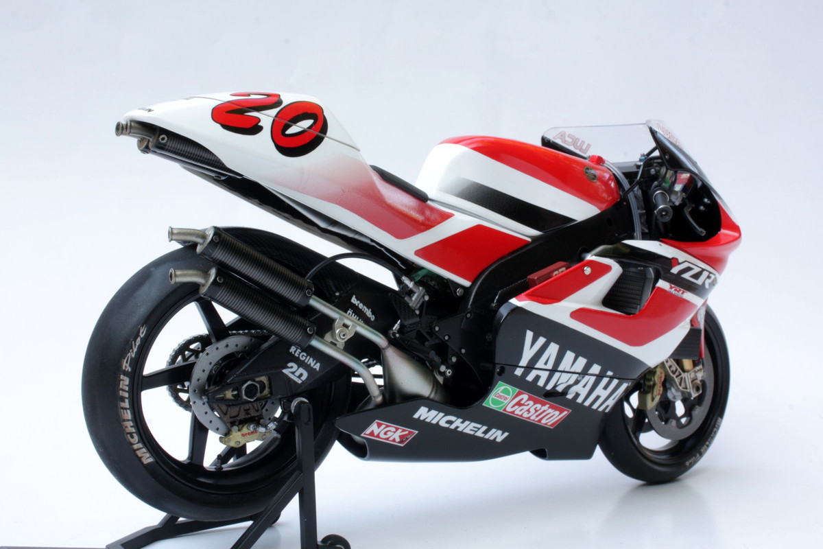Yamaha YZR 500 (0WK1) 1998 - Luca Cadalora - Ready For Inspection - Vehicles - Britmodeller.com