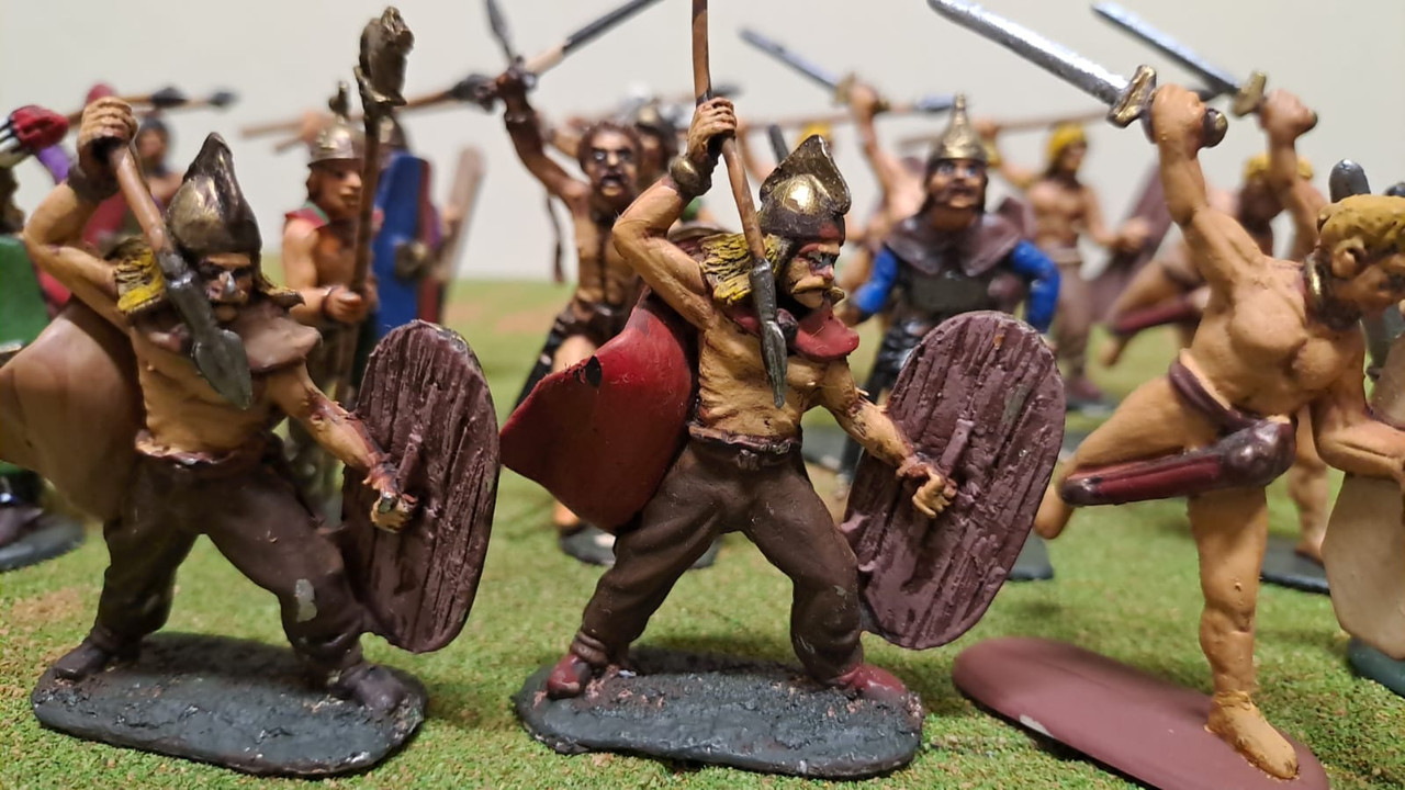 Hannibal's Army PUNIC W 54 MM Gaul Warriors 07 (2) — Postimages