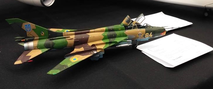 1/72 - Sukhoi Su-17M-3/R "Fitter-H" & Su-17UM-3/K "Fitter-G" by ...