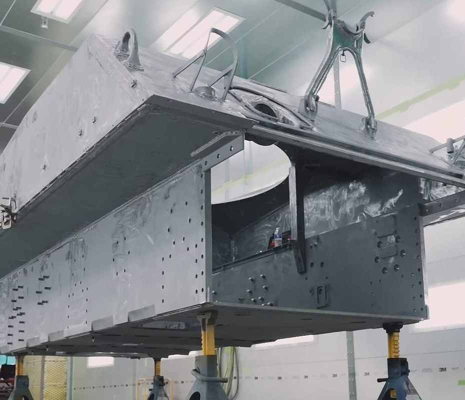 y2meta net 1080p totally stripped tank hull militaryequipment ...