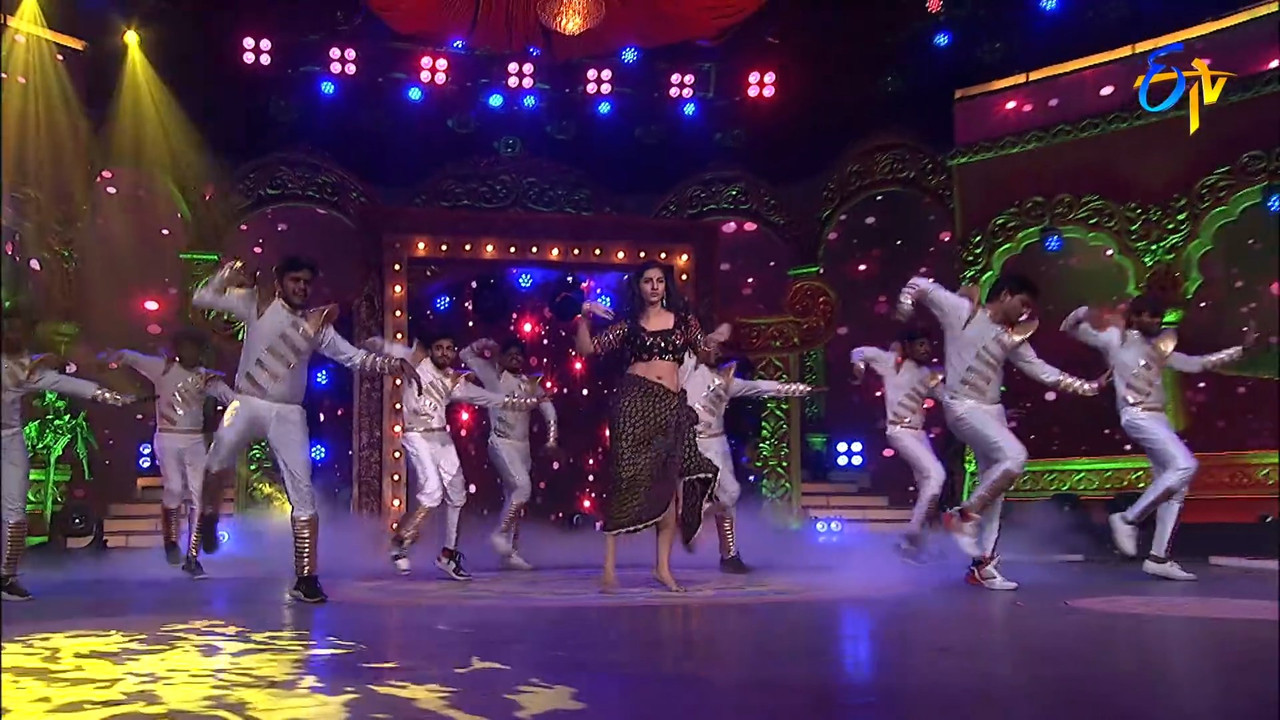 Vishnupriya item dance mp4 snapshot 00 39 977 — Postimages