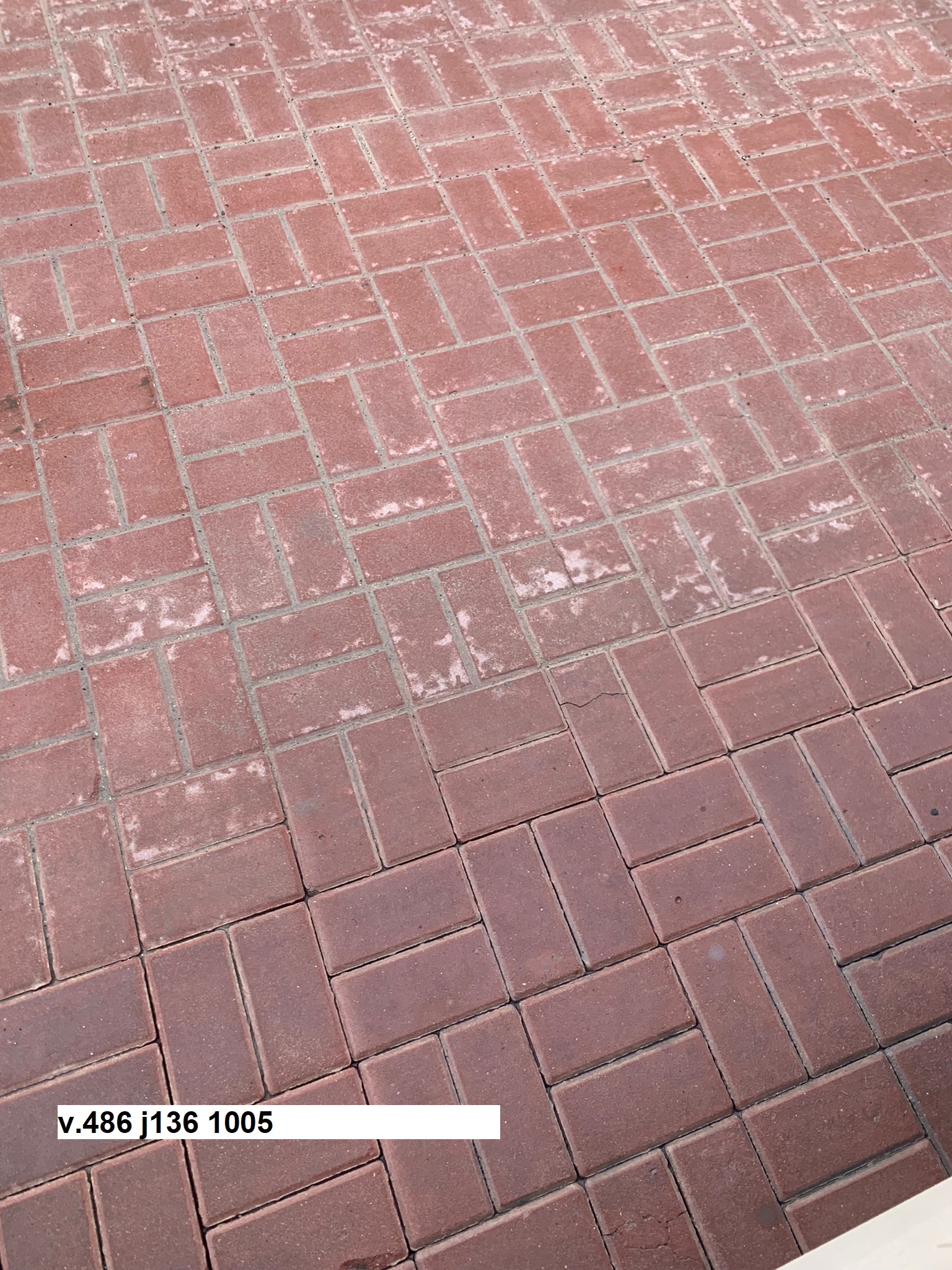 486 j136 ( — Postimages