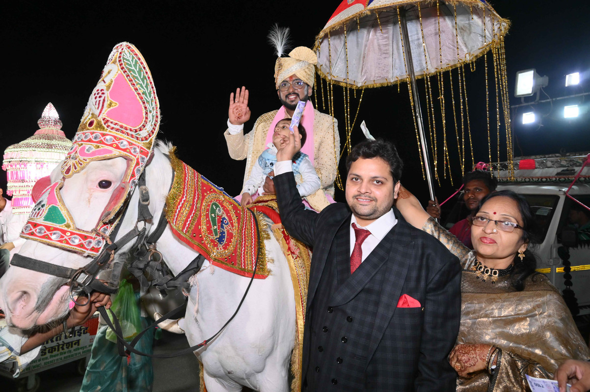 DSC 2002 — Postimages