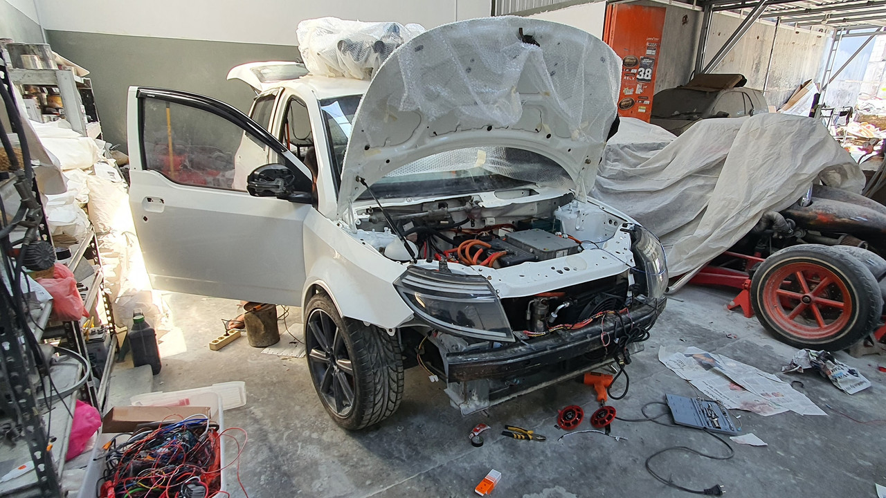 proton savvy electric autonomous