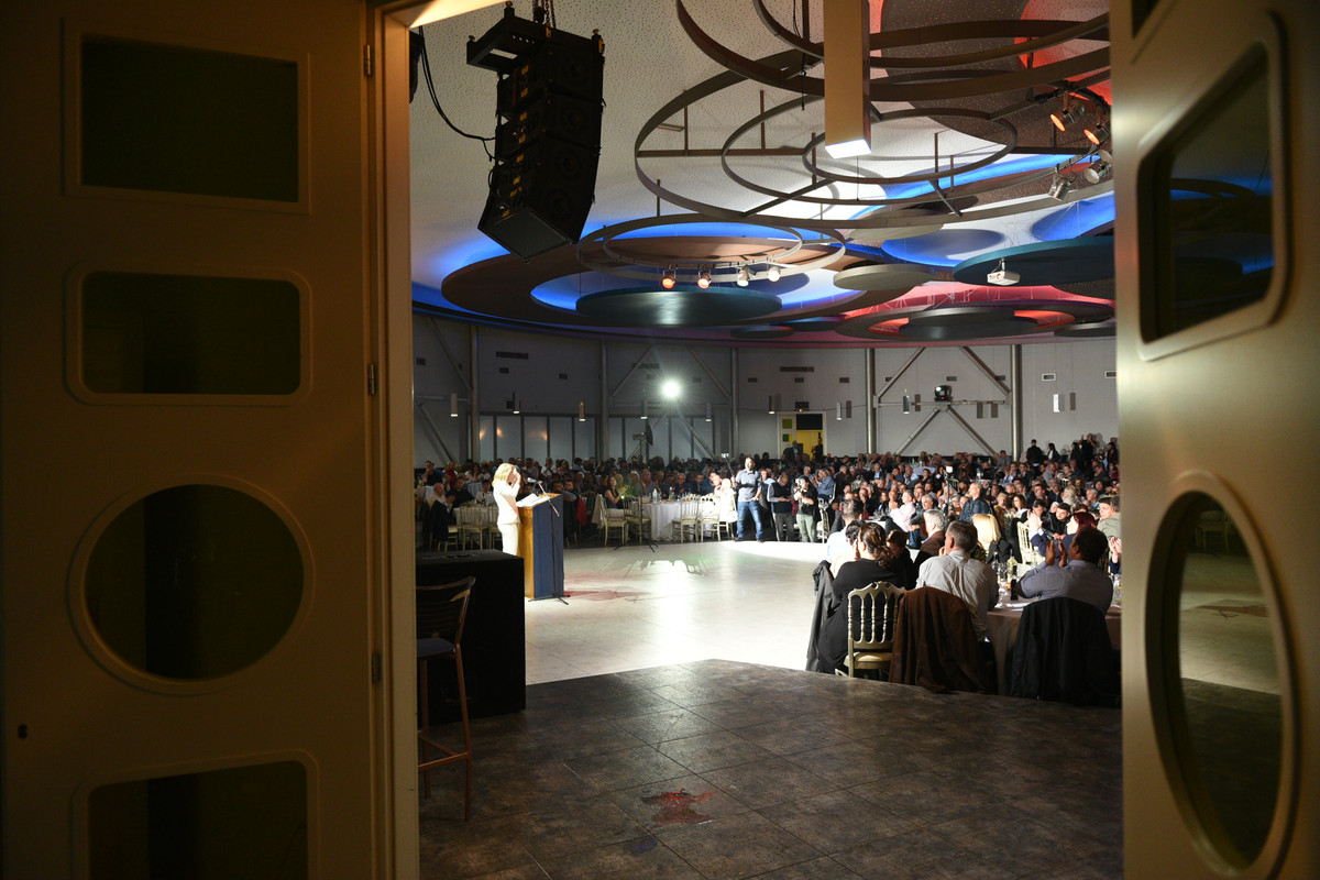 3FN 8941 — Postimages