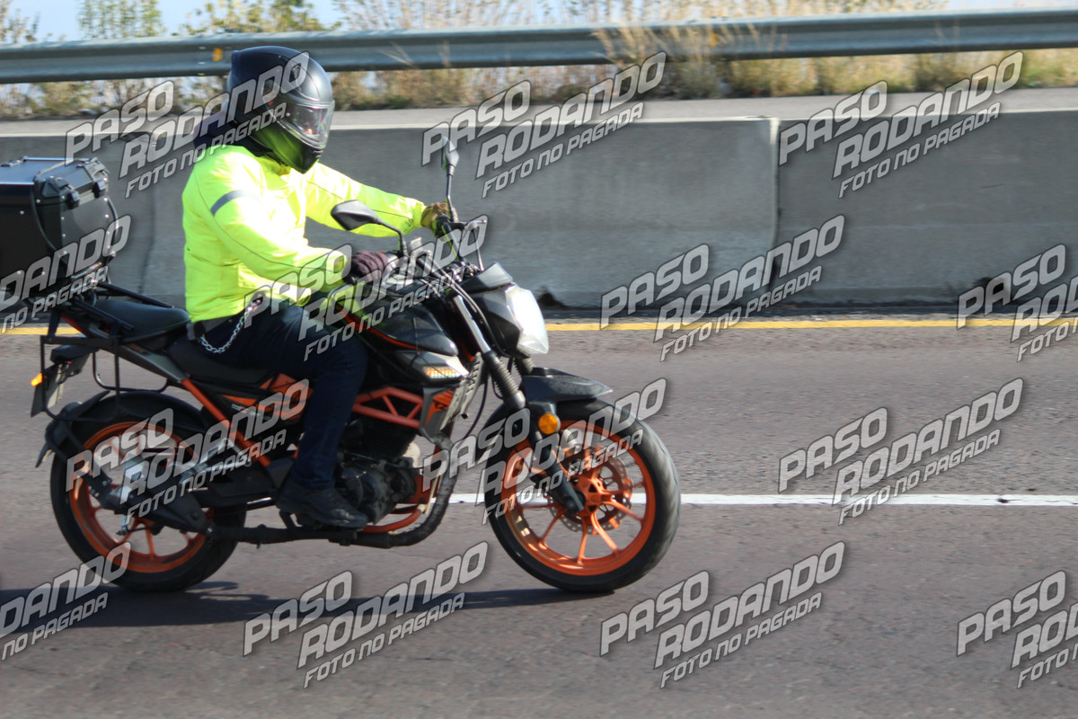 IMG 2185 wm 1439306 0999999996 watermarked — Postimages