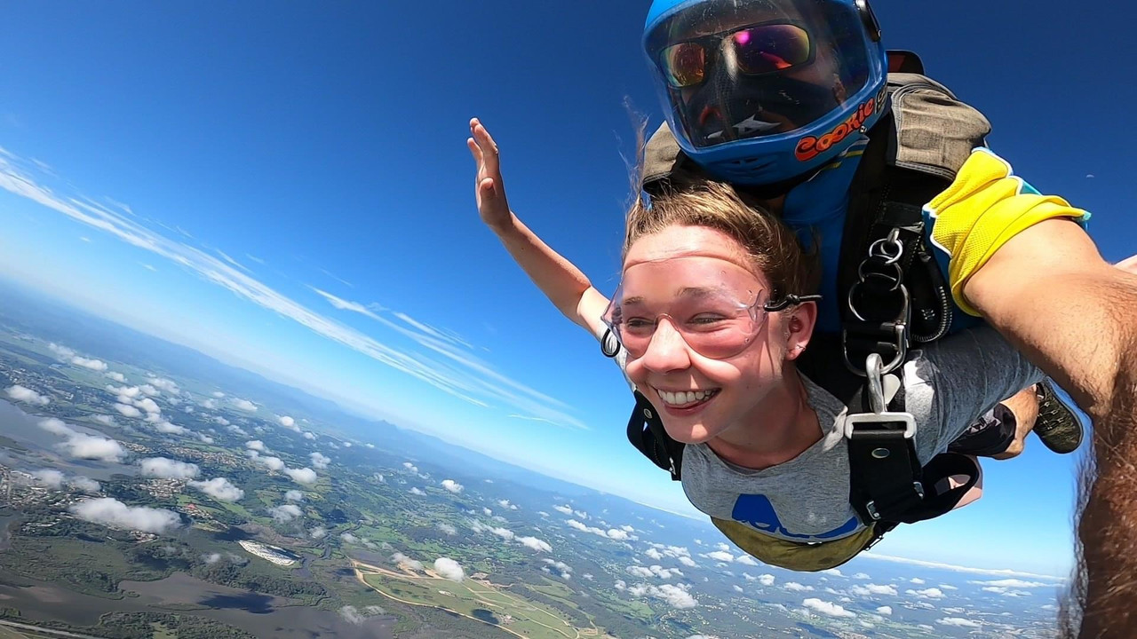 Tandem Skydive in Tuscany, Italy | Paracadutismo Toscana – Arezzo