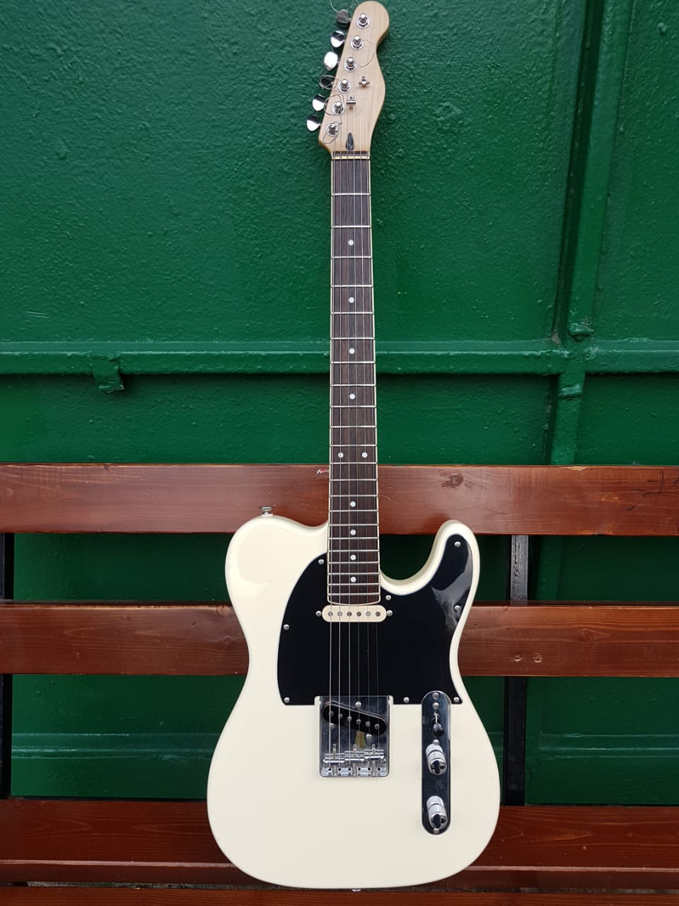 tele 001 — Postimages