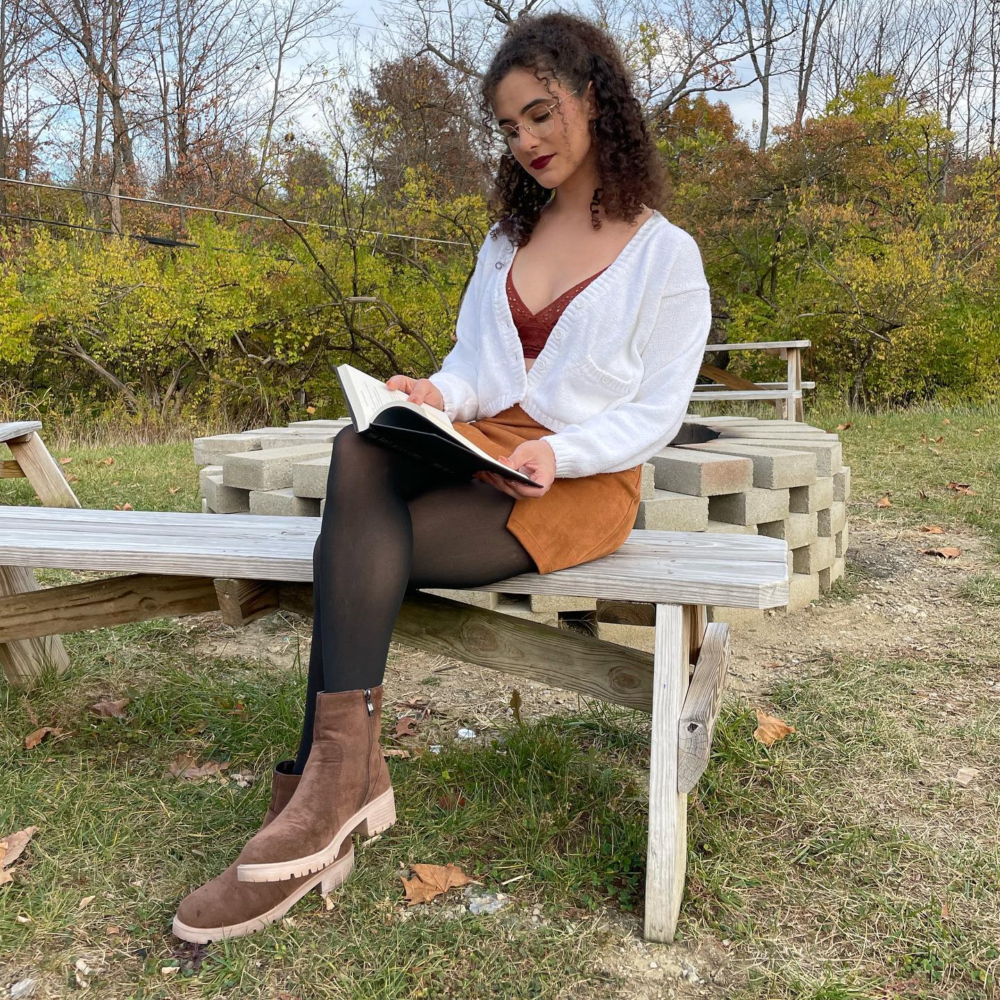 313846999 — Postimages