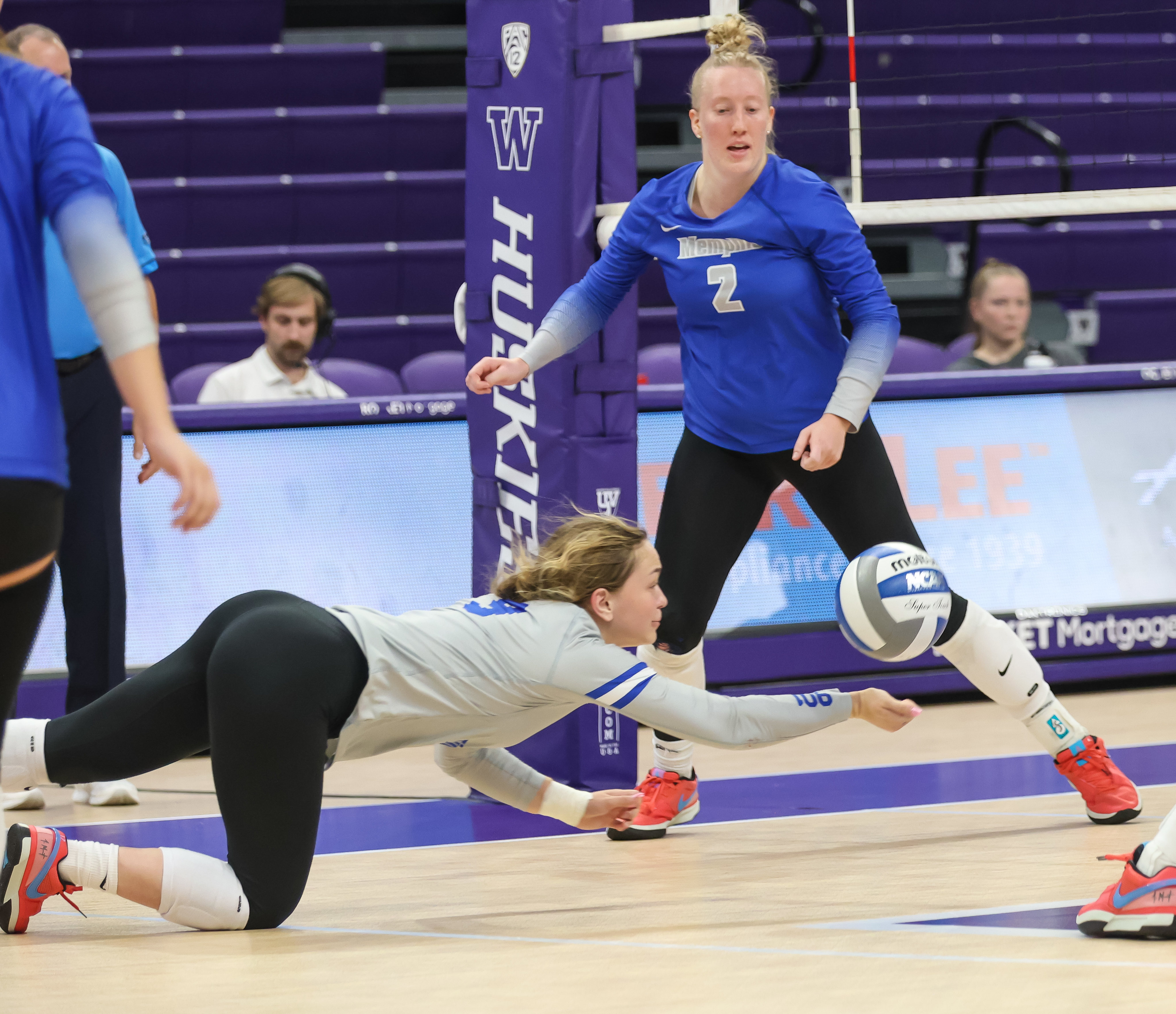 BV 177 INDOORS — Postimages