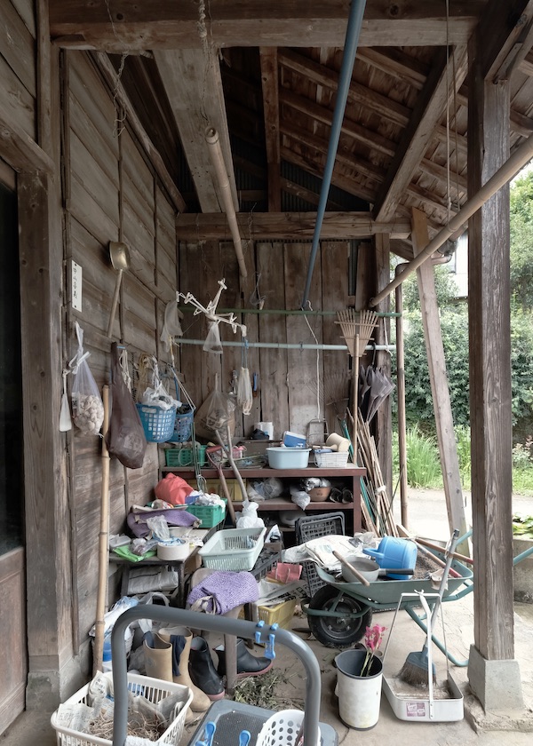 side view — Postimages