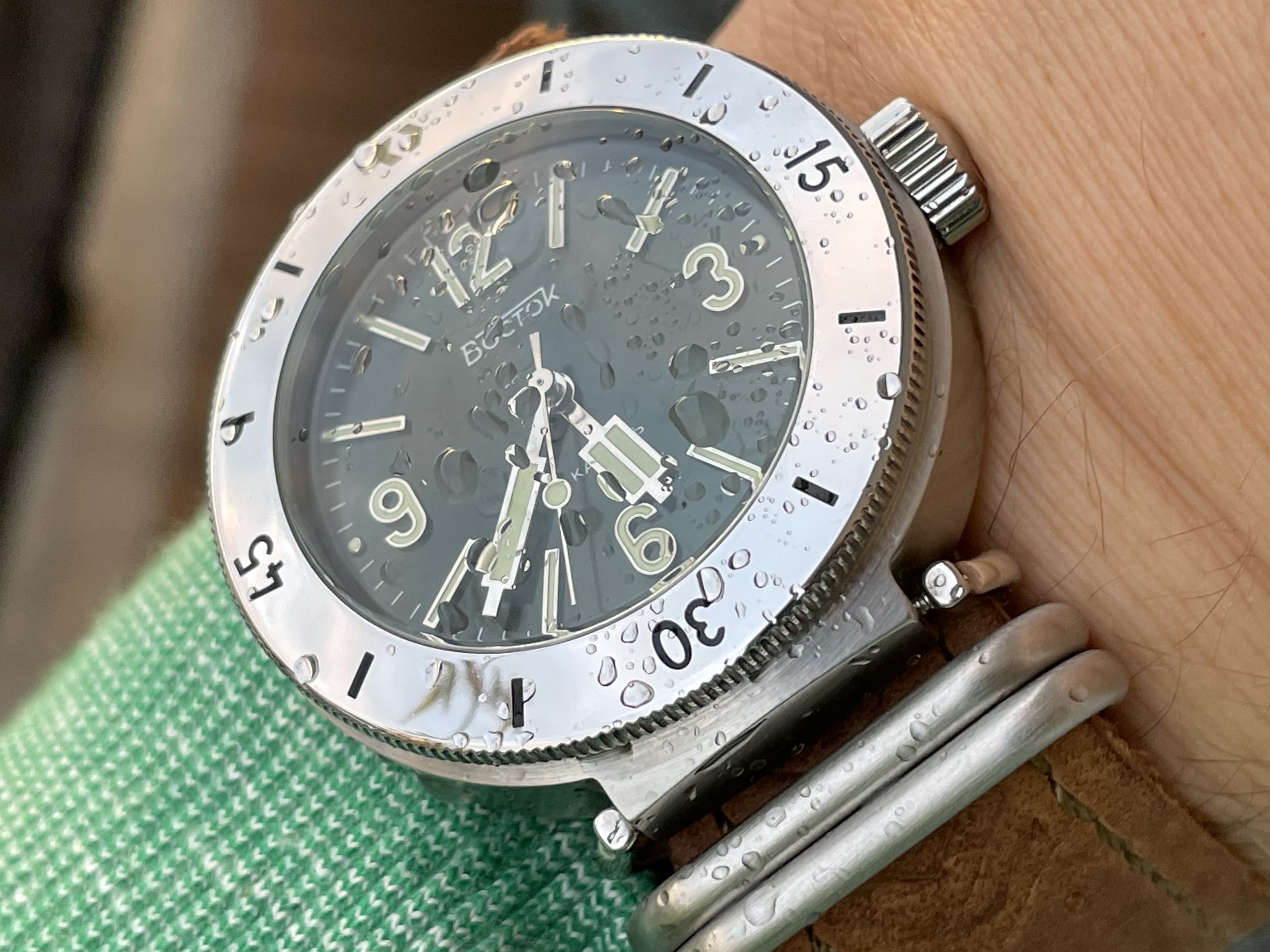 D695 A35 F C71 A 442 F AA44 9 A58 DCB4 E12 C — Postimages