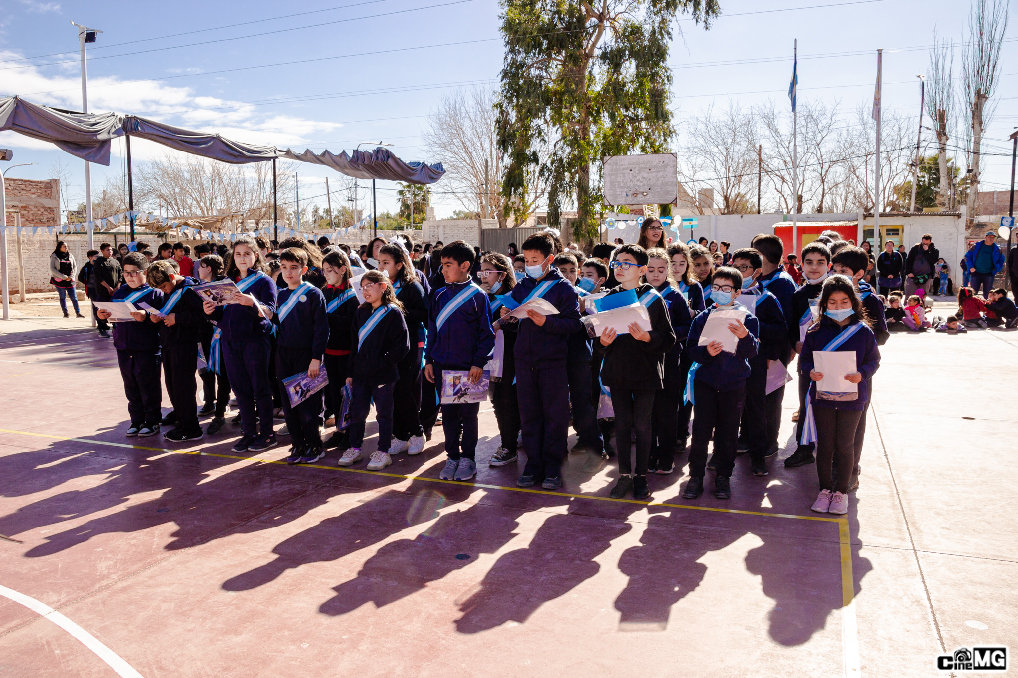 IMG 5200 Web — Postimages