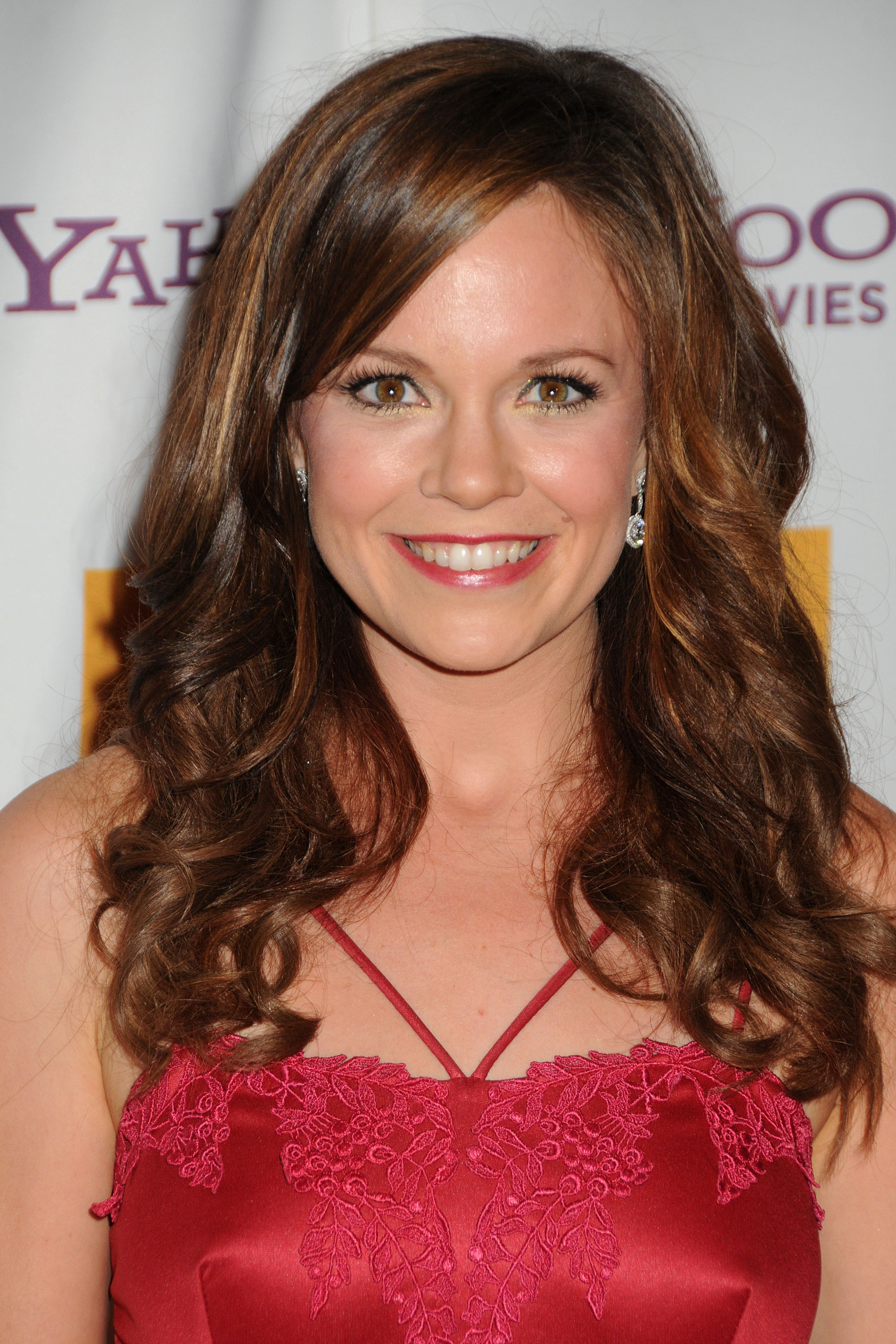 rachel boston red satin dress 2011 004 — Postimages