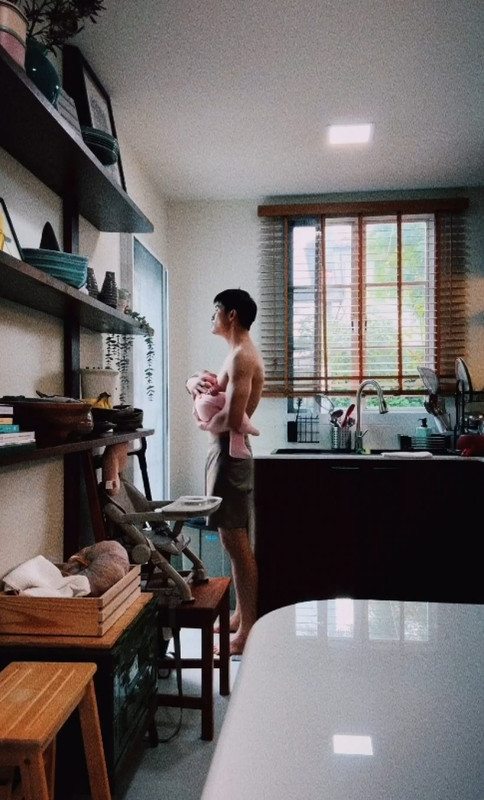 1051688 — Postimages