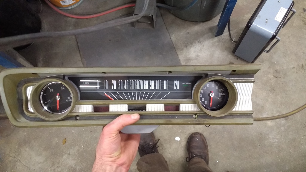 Anyone mod the standard falcon style instrument cluster? | Vintage ...