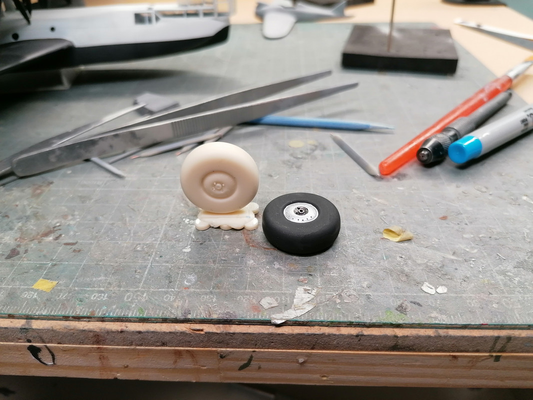Hand casting wheels - one or two-part moulds? - Casting - Britmodeller.com